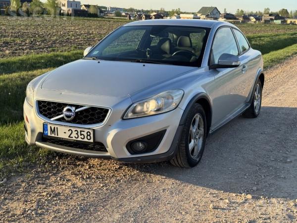 Volvo C30 2010 Rīga vietnē Pelēks Volvo C30 2010 Rīga, ar dzinēja tilpumu 1.60 L un nobraukumu 301 tūkst. km par 3800 €, foto 1 vietnē AUTOMOTO.COM.LV
