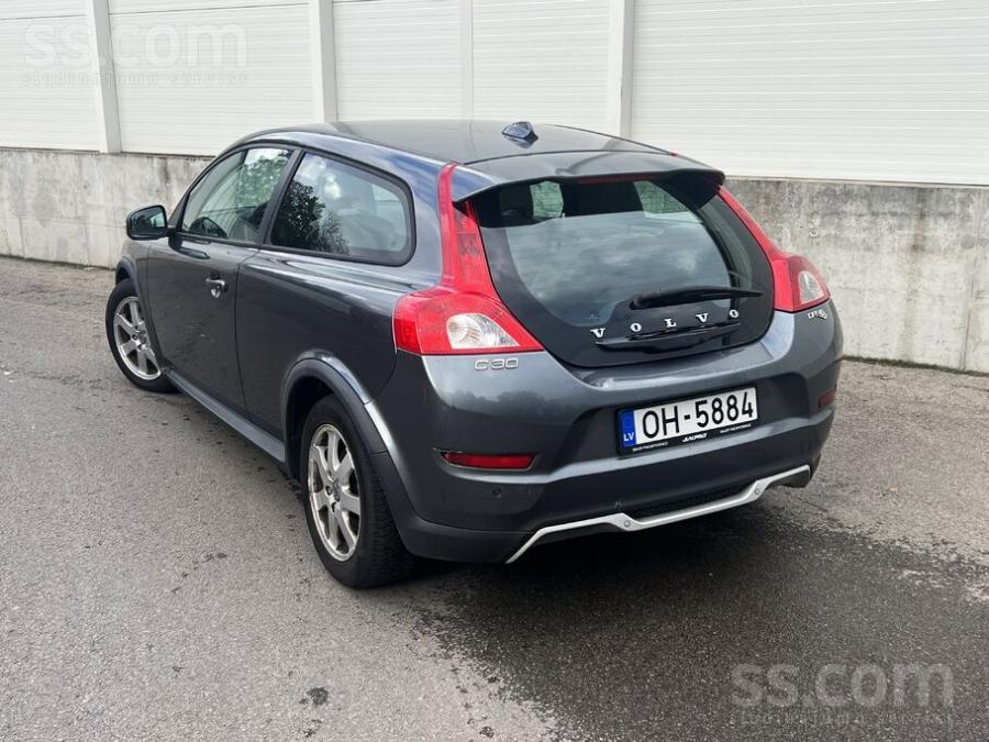 Pelēks Volvo C30 2011 Rīga, ar dzinēja tilpumu 1.60 L un nobraukumu 332 tūkst. km par 2794 €, foto 2 vietnē AUTOMOTO.COM.LV
