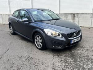 Pelēks Volvo C30 2011 Rīga, ar dzinēja tilpumu 1.60 L un nobraukumu 332 tūkst. km par 2794 €, foto 4 vietnē AUTOMOTO.COM.LV