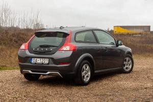 Pelēks Volvo C30 2011 Rīga, ar dzinēja tilpumu 1.60 L un nobraukumu 232 tūkst. km par 4995 €, foto 5 vietnē AUTOMOTO.COM.LV