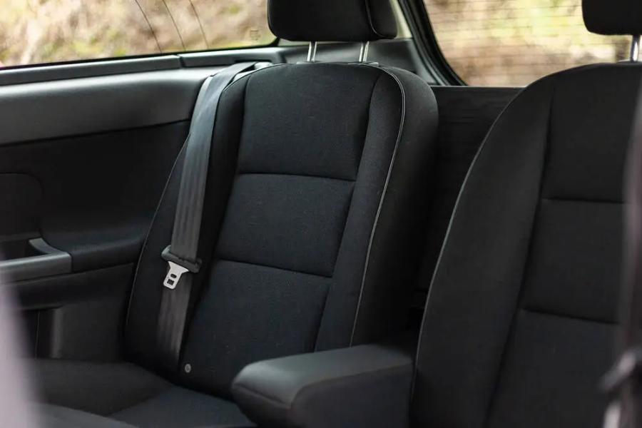 Pelēks Volvo C30 2011 Rīga, ar dzinēja tilpumu 1.60 L un nobraukumu 232 tūkst. km par 4995 €, foto 13 vietnē AUTOMOTO.COM.LV