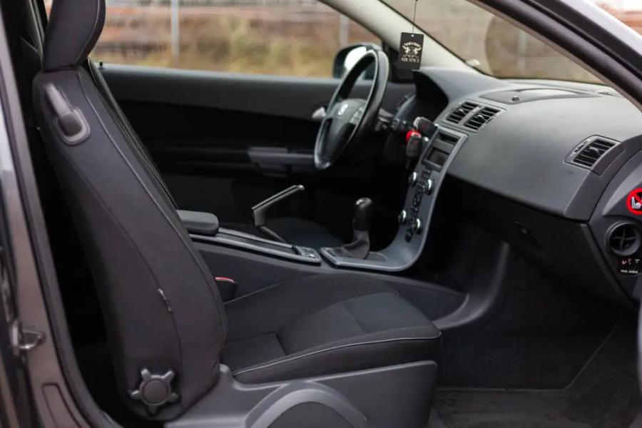 Pelēks Volvo C30 2011 Rīga, ar dzinēja tilpumu 1.60 L un nobraukumu 232 tūkst. km par 4995 €, foto 15 vietnē AUTOMOTO.COM.LV