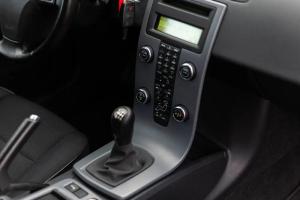 Pelēks Volvo C30 2011 Rīga, ar dzinēja tilpumu 1.60 L un nobraukumu 232 tūkst. km par 4995 €, foto 19 vietnē AUTOMOTO.COM.LV