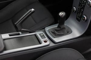 Pelēks Volvo C30 2011 Rīga, ar dzinēja tilpumu 1.60 L un nobraukumu 232 tūkst. km par 4995 €, foto 20 vietnē AUTOMOTO.COM.LV