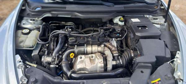 Grey Volvo C30 2011 in Kaunas, with an engine capacity of 1.56 L and mileage of 208 thousand km for 2950 €, photo 11 on AUTOMOTO.COM.LV