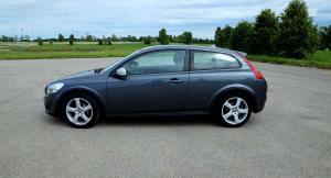 Pelēks Volvo C30 2012 Raseiniai, ar dzinēja tilpumu 1.60 L un nobraukumu 233 tūkst. km par 3470 €, foto 6 vietnē AUTOMOTO.COM.LV