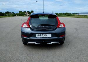 Pelēks Volvo C30 2012 Raseiniai, ar dzinēja tilpumu 1.60 L un nobraukumu 233 tūkst. km par 3470 €, foto 9 vietnē AUTOMOTO.COM.LV