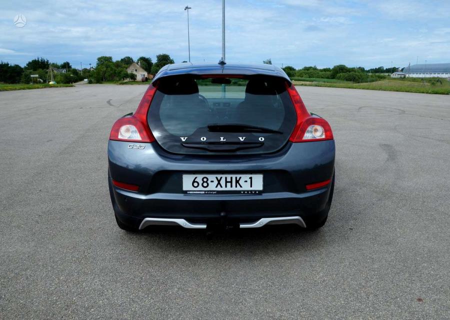 Pelēks Volvo C30 2012 Raseiniai, ar dzinēja tilpumu 1.60 L un nobraukumu 233 tūkst. km par 3470 €, foto 9 vietnē AUTOMOTO.COM.LV