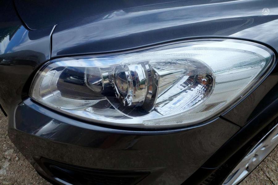 Pelēks Volvo C30 2012 Raseiniai, ar dzinēja tilpumu 1.60 L un nobraukumu 233 tūkst. km par 3470 €, foto 11 vietnē AUTOMOTO.COM.LV