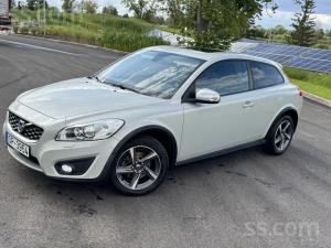 Серый Вольво Ц30 2012 в Бауска, объемом двигателя 1.60 л и пробегом 264 тыс. км за 4600 €, фото 6 на AUTOMOTO.COM.LV