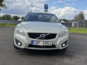 Серый Вольво Ц30 2012 в Бауска, объемом двигателя 1.60 л и пробегом 264 тыс. км за 4600 €, фото 10 на AUTOMOTO.COM.LV