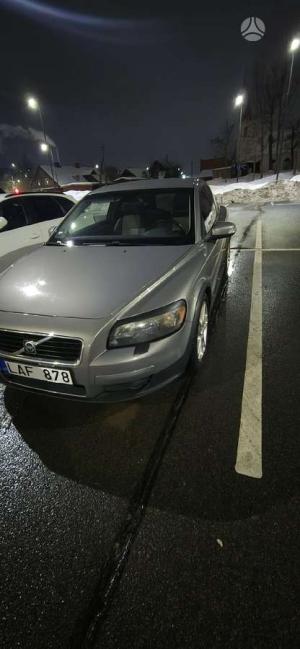 Pelēks Volvo C30 2006 Kauņa, ar dzinēja tilpumu 2.00 L un nobraukumu 292 tūkst. km par 1850 €, foto 2 vietnē AUTOMOTO.COM.LV