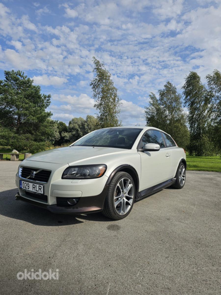 Серый Вольво Ц30 2006 в Пылтсамаа, объемом двигателя 2.40 л и пробегом 268 тыс. км за 4700 €, фото 1 на AUTOMOTO.COM.LV