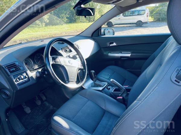 Pelēks Volvo C30 2007 Liepāja, ar dzinēja tilpumu 2.00 L un nobraukumu 279 tūkst. km par 1800 €, foto 7 vietnē AUTOMOTO.COM.LV