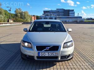 Pelēks Volvo C30 2007 Rēzekne, ar dzinēja tilpumu 2.00 L un nobraukumu 211 tūkst. km par 2900 €, foto 8 vietnē AUTOMOTO.COM.LV