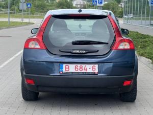 Grey Volvo C30 2007 in Rezekne, with an engine capacity of 2.00 L and mileage of 241 thousand km for 2950 €, photo 7 on AUTOMOTO.COM.LV