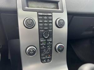 Grey Volvo C30 2007 in Rezekne, with an engine capacity of 2.00 L and mileage of 241 thousand km for 2950 €, photo 18 on AUTOMOTO.COM.LV