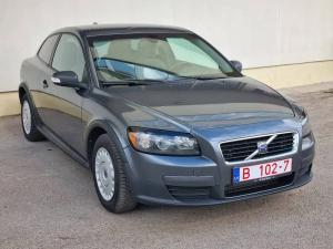 Grey Volvo C30 2007 in Ogre, with an engine capacity of 1.60 L and mileage of 232 thousand km for 2750 €, photo 4 on AUTOMOTO.COM.LV