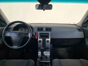 Grey Volvo C30 2007 in Ogre, with an engine capacity of 1.60 L and mileage of 232 thousand km for 2750 €, photo 14 on AUTOMOTO.COM.LV