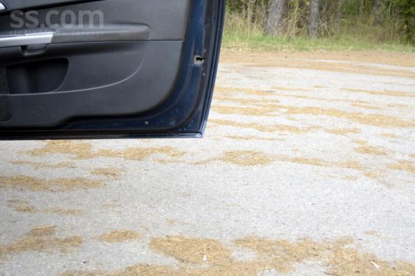 Pelēks Volvo C30 2007 Kuldīga, ar dzinēja tilpumu 2.00 L un nobraukumu 270 tūkst. km par 1750 €, foto 10 vietnē AUTOMOTO.COM.LV