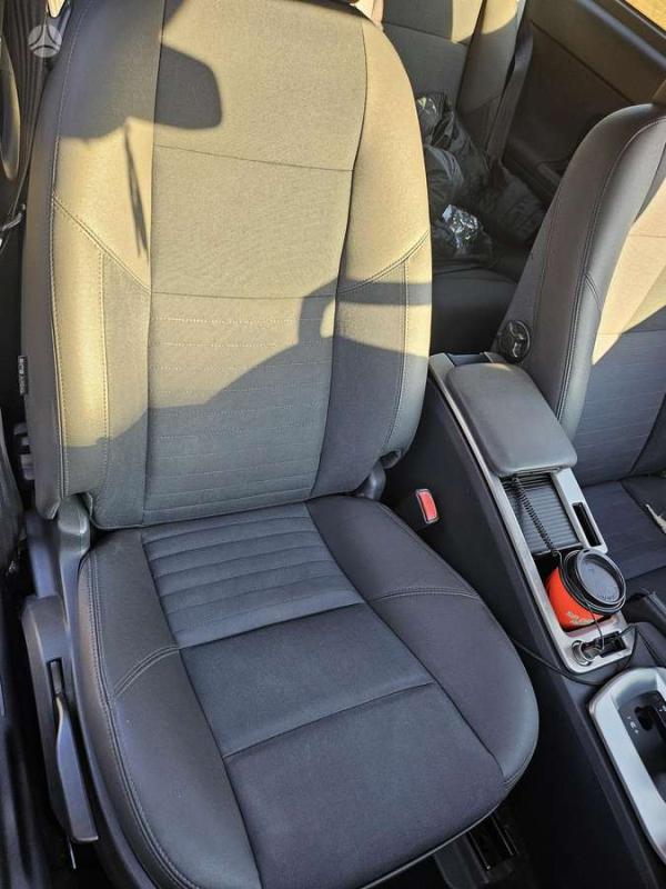 Pelēks Volvo C30 2007 Viļņa, ar dzinēja tilpumu 2.40 L un nobraukumu 334 tūkst. km par 2800 €, foto 4 vietnē AUTOMOTO.COM.LV