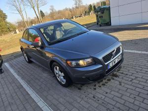 Pelēks Volvo C30 2007 Viļņa, ar dzinēja tilpumu 2.40 L un nobraukumu 334 tūkst. km par 2800 €, foto 9 vietnē AUTOMOTO.COM.LV