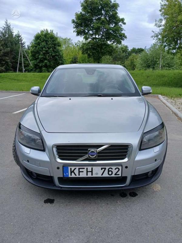 Серый Вольво Ц30 2007 в Каунас, объемом двигателя 2.00 л и пробегом 373 тыс. км за 1850 €, фото 3 на AUTOMOTO.COM.LV