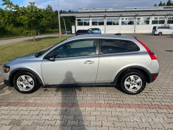 Pelēks Volvo C30 2007 Rīga, ar dzinēja tilpumu 1.80 L un nobraukumu 286 tūkst. km par 2000 €, foto 5 vietnē AUTOMOTO.COM.LV