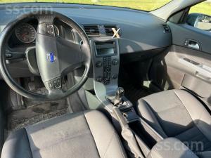 Pelēks Volvo C30 2007 Rīga, ar dzinēja tilpumu 1.80 L un nobraukumu 286 tūkst. km par 2000 €, foto 10 vietnē AUTOMOTO.COM.LV