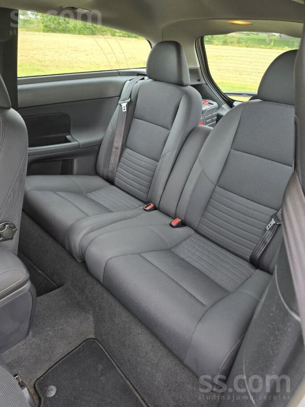 Volvo C30 2007 Preiļi vietnē Pelēks Volvo C30 2007 Preiļi, ar dzinēja tilpumu 2.00 L un nobraukumu 269 tūkst. km par 2000 €, foto 5 vietnē AUTOMOTO.COM.LV