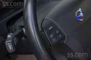 Grey Volvo C30 2007 in Riga, with an engine capacity of 2.50 L and mileage of 306 thousand km for 5490 €, photo 17 on AUTOMOTO.COM.LV
