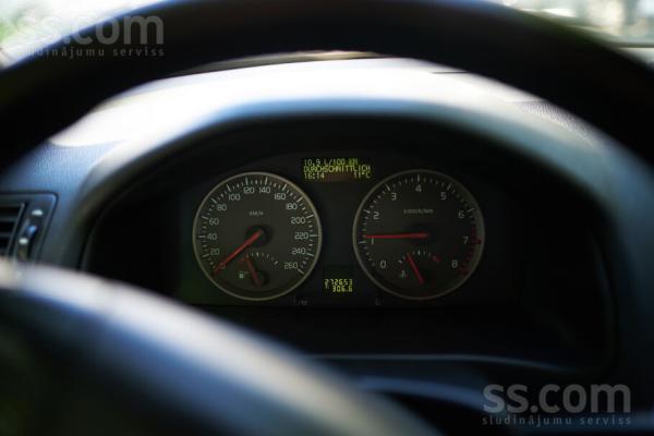 Серый Вольво Ц30 2008 в Рига, объемом двигателя 1.80 л и пробегом 273 тыс. км за 2800 €, фото 9 на AUTOMOTO.COM.LV