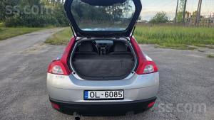 Pelēks Volvo C30 2008 Ogre, ar dzinēja tilpumu 2.00 L un nobraukumu 217 tūkst. km par 3299 €, foto 9 vietnē AUTOMOTO.COM.LV