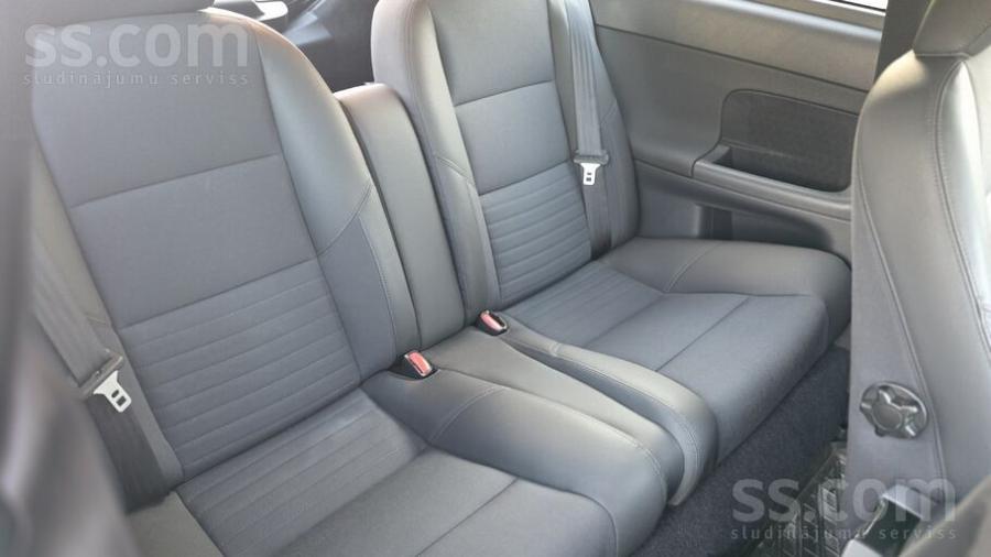 Pelēks Volvo C30 2008 Ogre, ar dzinēja tilpumu 2.00 L un nobraukumu 217 tūkst. km par 3299 €, foto 18 vietnē AUTOMOTO.COM.LV