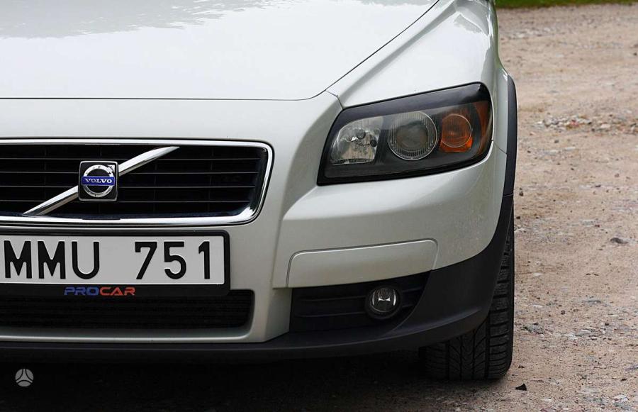 Pelēks Volvo C30 2008 Kretinga, ar dzinēja tilpumu 1.60 L un nobraukumu 286 tūkst. km par 2199 €, foto 6 vietnē AUTOMOTO.COM.LV