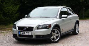 Pelēks Volvo C30 2008 Kretinga, ar dzinēja tilpumu 1.60 L un nobraukumu 286 tūkst. km par 2199 €, foto  vietnē AUTOMOTO.COM.LV