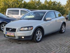 Pelēks Volvo C30 2008 Liepāja, ar dzinēja tilpumu 2.00 L un nobraukumu 211 tūkst. km par 3200 €, foto  vietnē AUTOMOTO.COM.LV