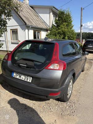 Grey Volvo C30 2008 in Siauliai, with an engine capacity of 1.56 L and mileage of 314 thousand km for 1690 €, photo 5 on AUTOMOTO.COM.LV