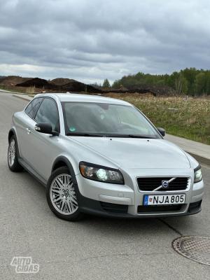 Серый Вольво Ц30 2008 в Каунас, объемом двигателя 2.00 л и пробегом 310 тыс. км за 1800 €, фото  на AUTOMOTO.COM.LV