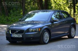 Pelēks Volvo C30 2009 Rīga, ar dzinēja tilpumu 1.60 L un nobraukumu 196 tūkst. km par 2790 €, foto 4 vietnē AUTOMOTO.COM.LV