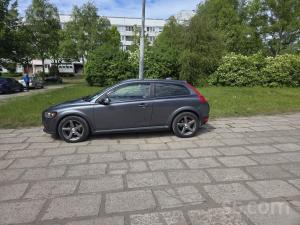 Pelēks Volvo C30 2009 Liepāja, ar dzinēja tilpumu 2.00 L un nobraukumu 280 tūkst. km par 3300 €, foto 5 vietnē AUTOMOTO.COM.LV