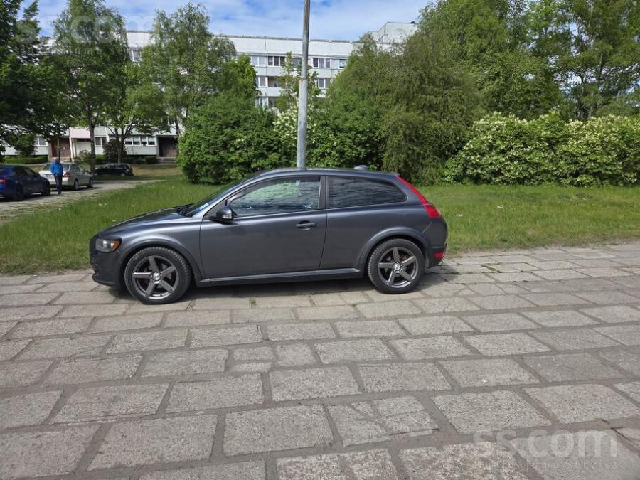 Pelēks Volvo C30 2009 Liepāja, ar dzinēja tilpumu 2.00 L un nobraukumu 280 tūkst. km par 3300 €, foto 5 vietnē AUTOMOTO.COM.LV