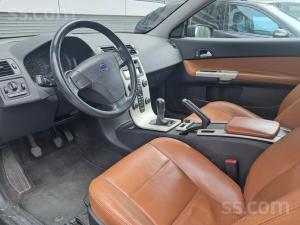 Серый Вольво Ц30 2009 в Рига, объемом двигателя 1.60 л и пробегом 218 тыс. км за 2050 €, фото 11 на AUTOMOTO.COM.LV
