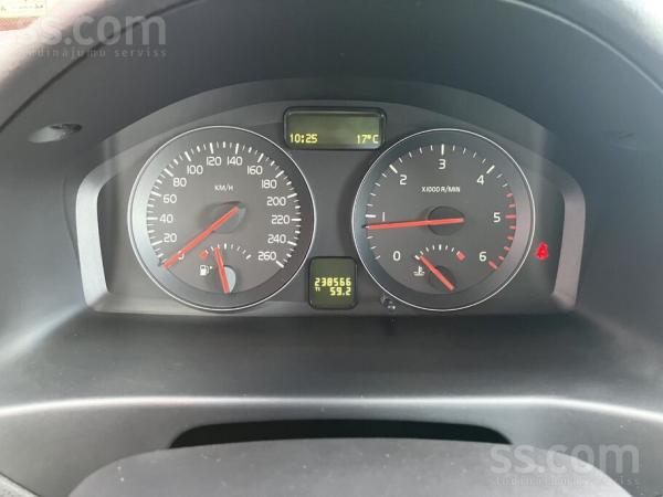 Серый Вольво Ц30 2009 в Талси, объемом двигателя 1.60 л и пробегом 239 тыс. км за 3500 €, фото 10 на AUTOMOTO.COM.LV