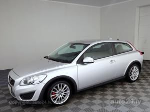 Pelēks Volvo C30 2010 Tallina, ar dzinēja tilpumu 1.60 L un nobraukumu 294 tūkst. km par 2999 €, foto 3 vietnē AUTOMOTO.COM.LV