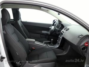 Pelēks Volvo C30 2010 Tallina, ar dzinēja tilpumu 1.60 L un nobraukumu 294 tūkst. km par 2999 €, foto 7 vietnē AUTOMOTO.COM.LV