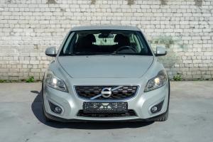 Grey Volvo C30 2010 in Liepaja, with an engine capacity of 1.60 L and mileage of 278 thousand km for 4300 €, photo 7 on AUTOMOTO.COM.LV