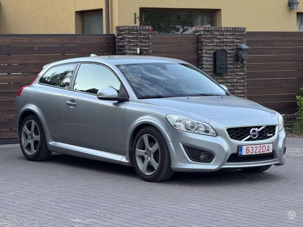 Pelēks Volvo C30 2010 Viļņa, ar dzinēja tilpumu 1.56 L un nobraukumu 353 tūkst. km par 3333 €, foto 3 vietnē AUTOMOTO.COM.LV