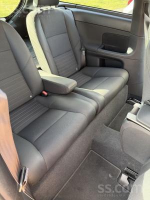 Pelēks Volvo C30 2010 Rīga, ar dzinēja tilpumu 1.60 L un nobraukumu 259 tūkst. km par 4200 €, foto 9 vietnē AUTOMOTO.COM.LV