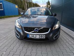 Pelēks Volvo C30 2010 Utena, ar dzinēja tilpumu 1.56 L un nobraukumu 316 tūkst. km par 3200 €, foto 3 vietnē AUTOMOTO.COM.LV